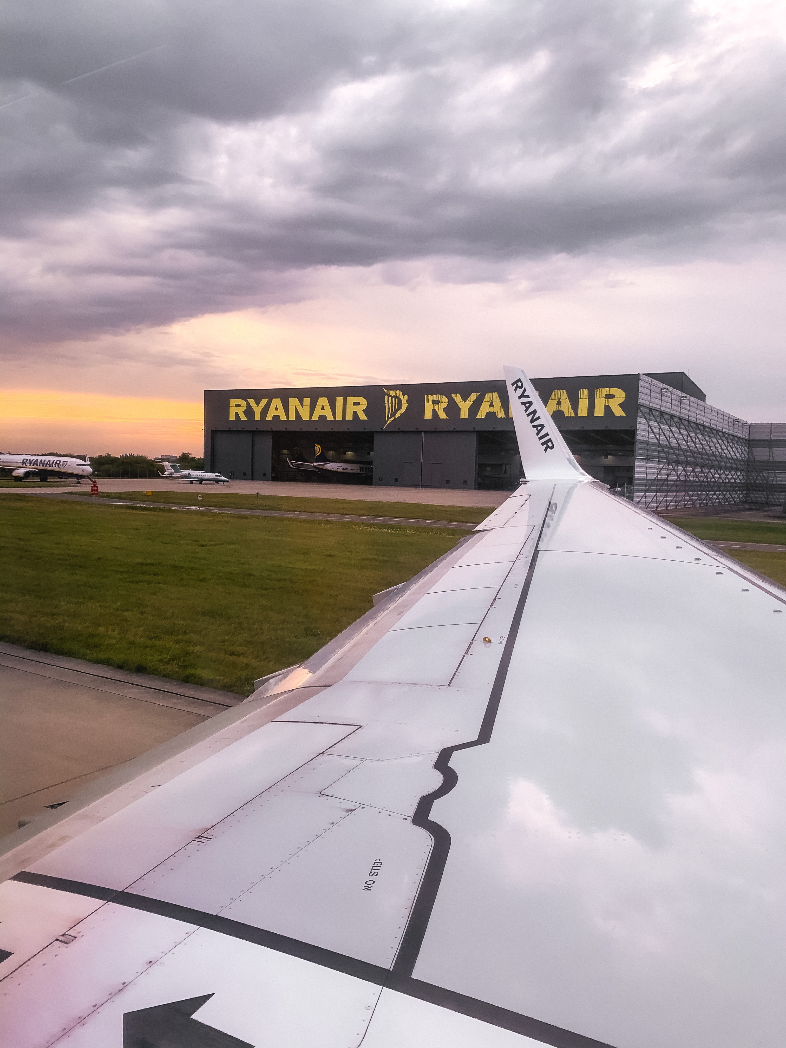 Aircraft Engineering Services (AES) | LinkedIn Aircraft Engineering Services (AES) | LinkedIn